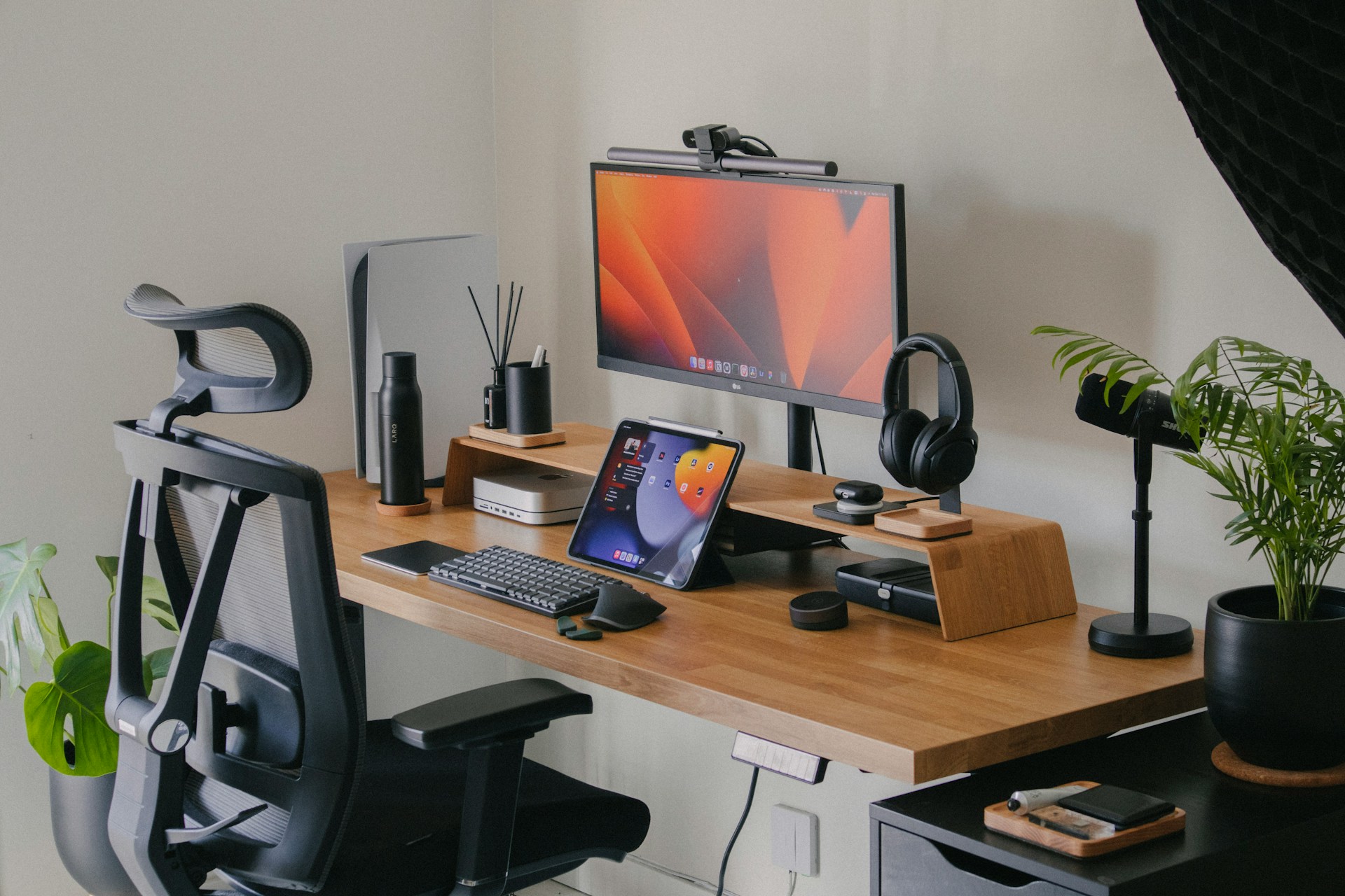 Home Office Setup 2026: Ergonomic Desk Ideas, Minimalist Tips & Smart ...
